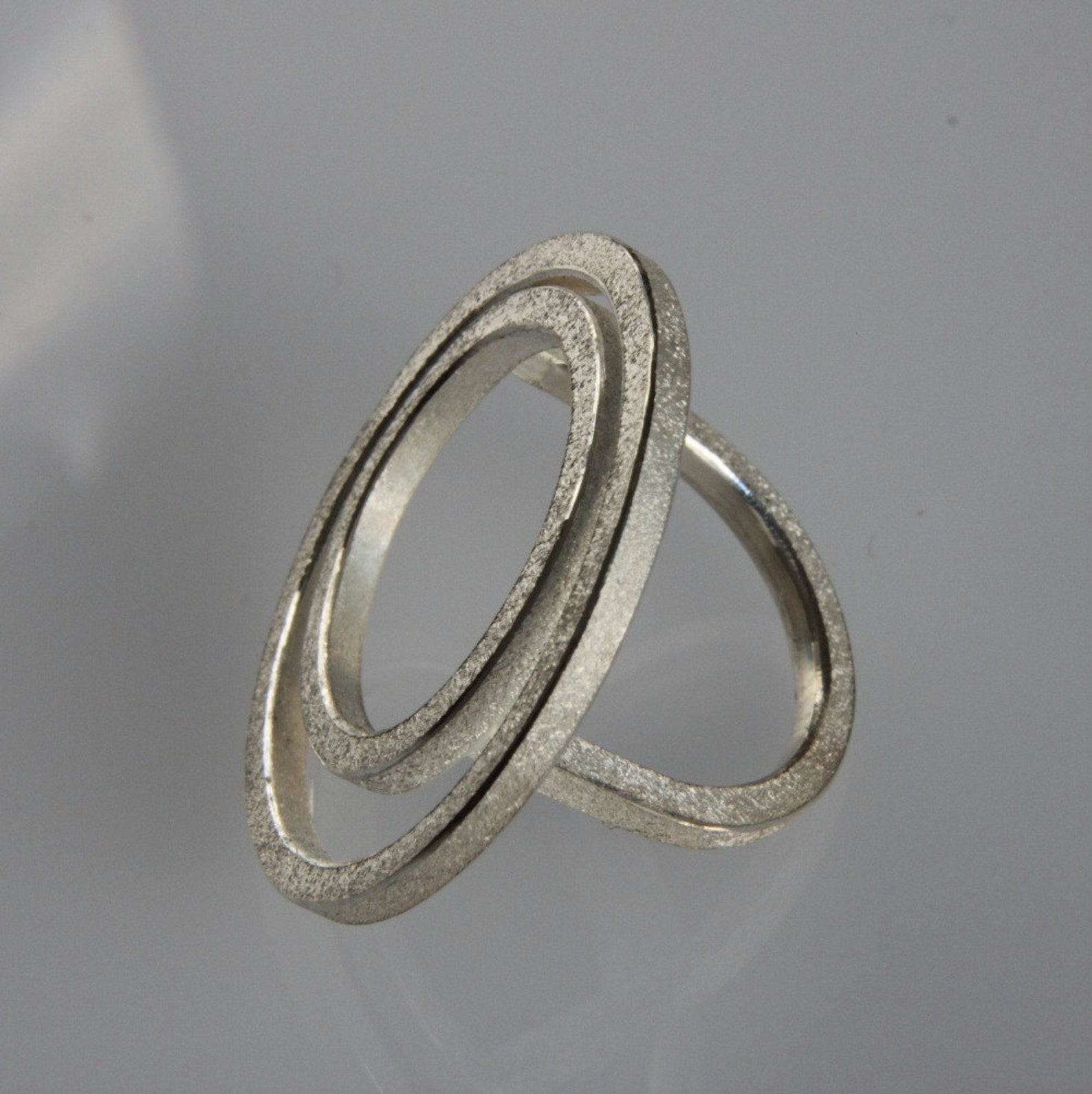 Modern Contemporary Ring o2 in Sterlingsilver. - Etsy