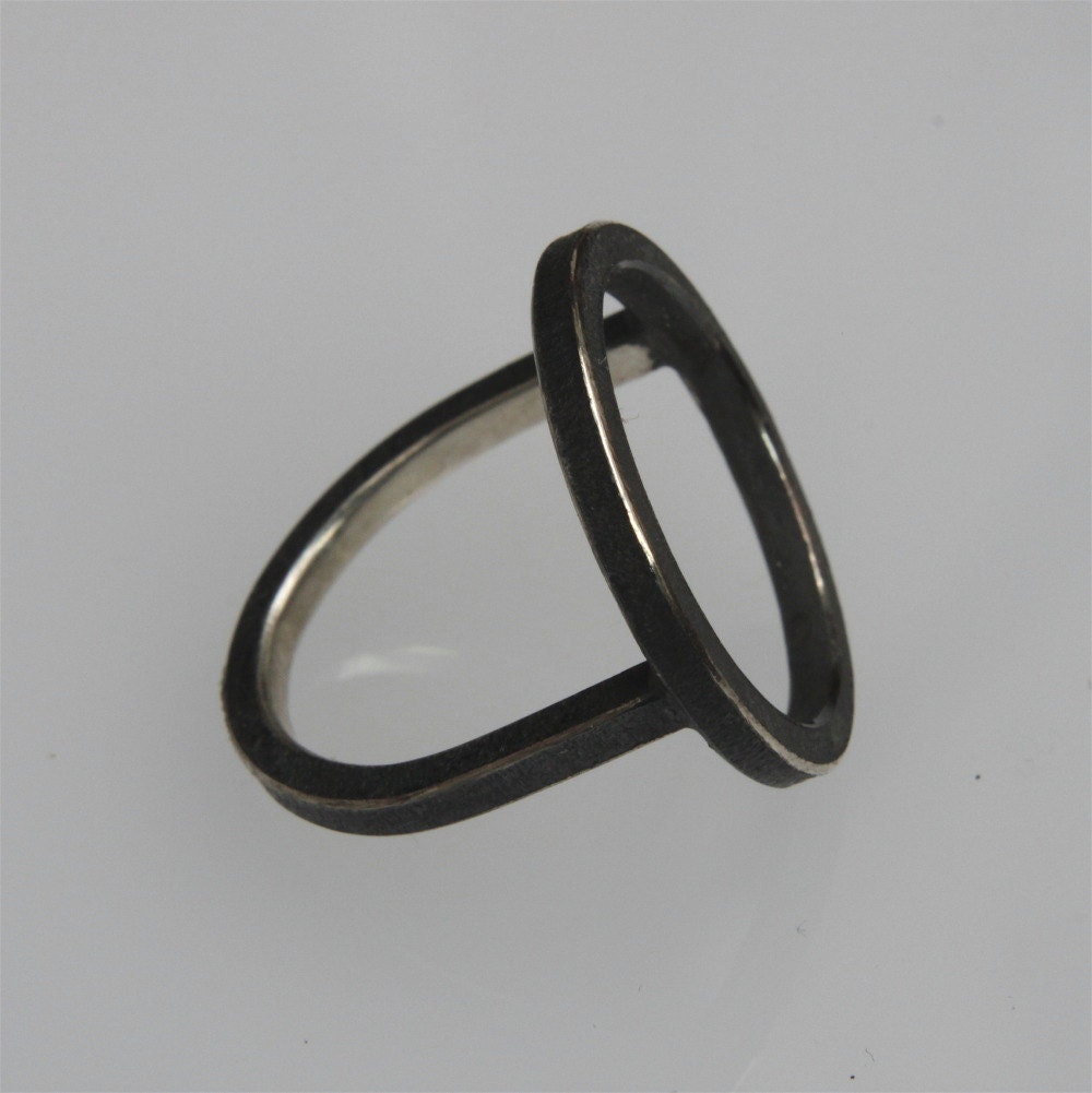 Ring "O" in oxidiertem Silber - Etsy.de