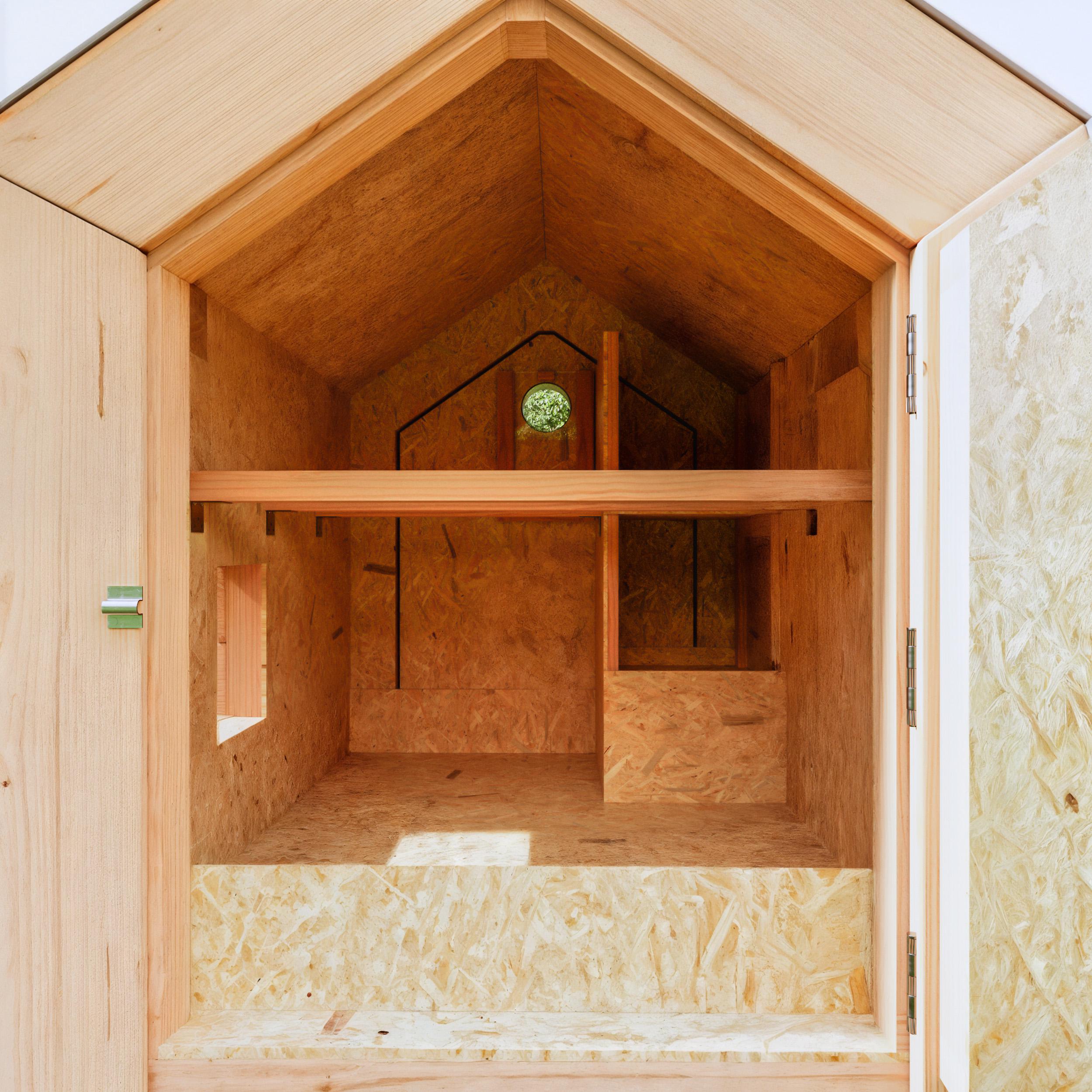 Modern Insulated Chicken Coop Plans: DIY Hen House PDF (6-8 Hens ...