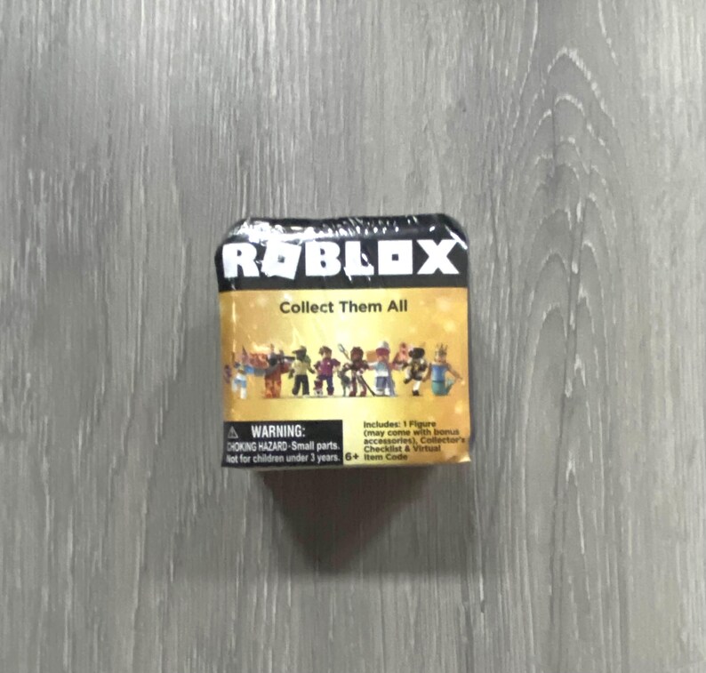 Roblox Celebrity Series 2 Figure: Limited Edition Toy Code (digital ...