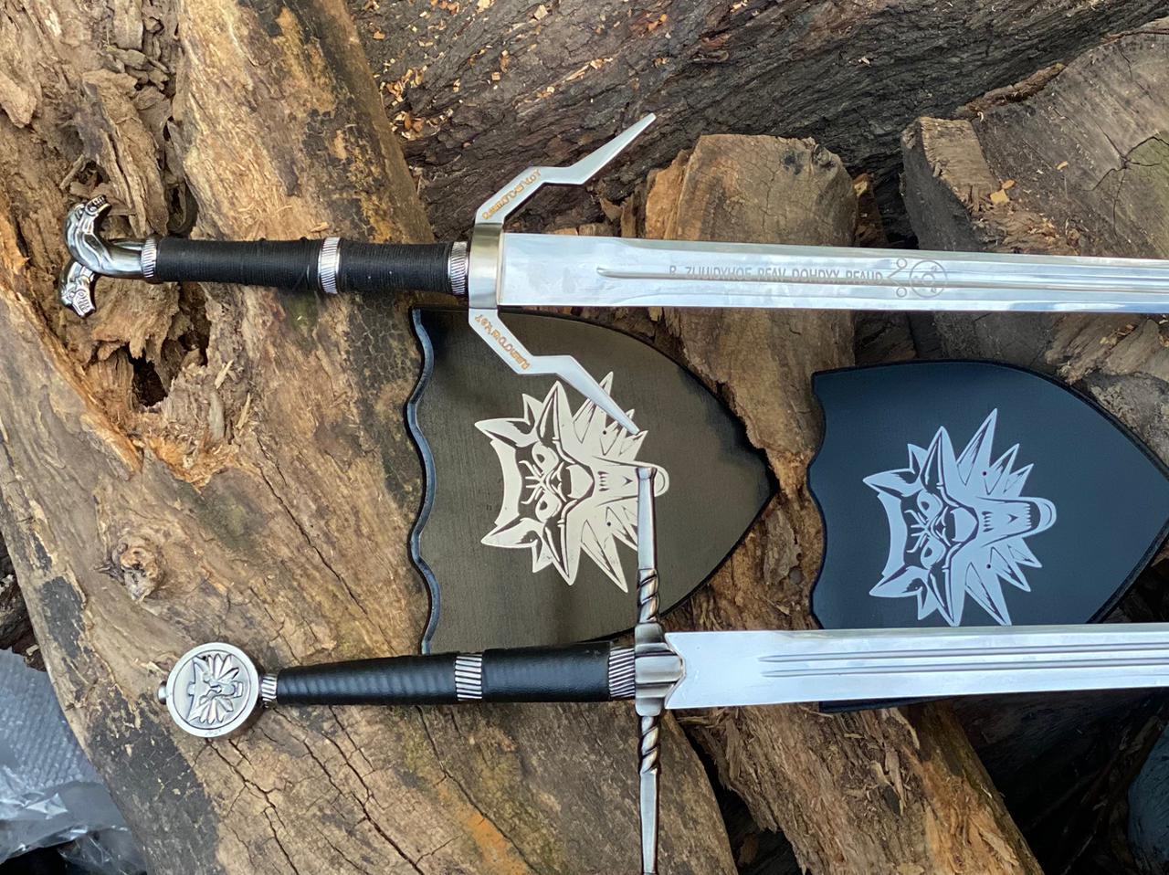 Witcher Sword Set: Steel Replicas - Geralt of Rivia - Cosplay ...