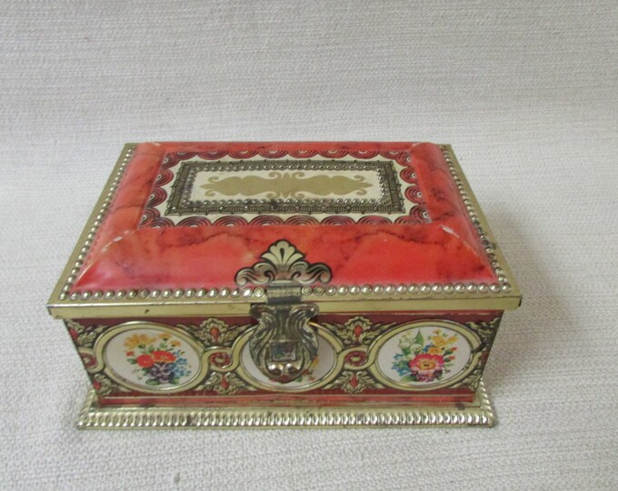 Linette Floral Candy Bisquit Tin Chest Made in Western Germany Reading ...