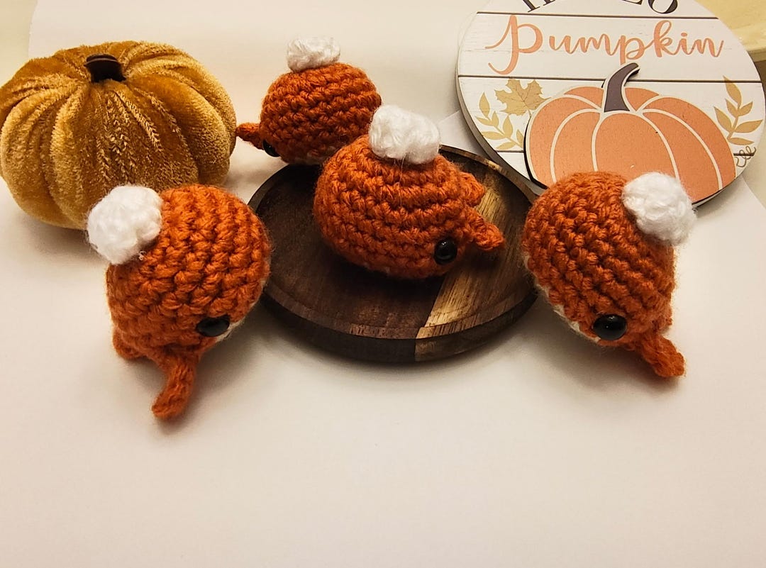 Pumpkin Pie Whale Amigurumi - Etsy