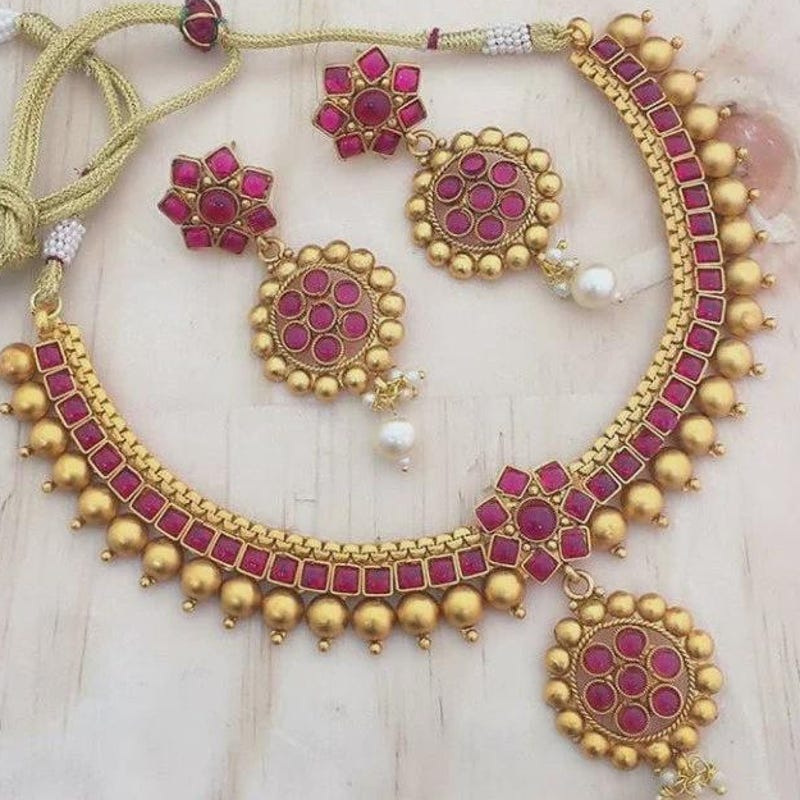 Kundan Temple Jewelry Set - Etsy