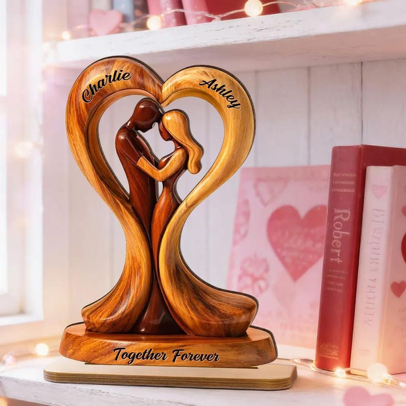Custom Wooden Couple Standee, Personalized Anniversary Valentine Gift ...