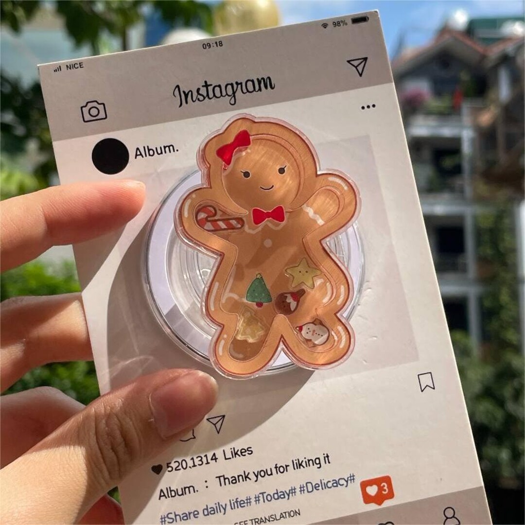 Smiling Gingerbread Man Magsafe Phone Grip: Cute Christmas Magnetic ...