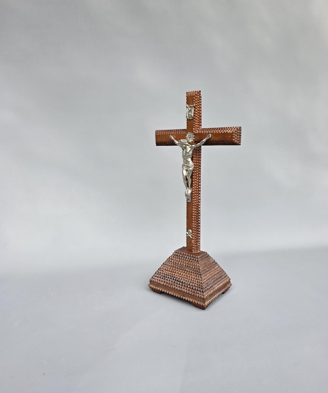 Antique Tramp Art Crucifix, Metal Corpus ++ - Etsy