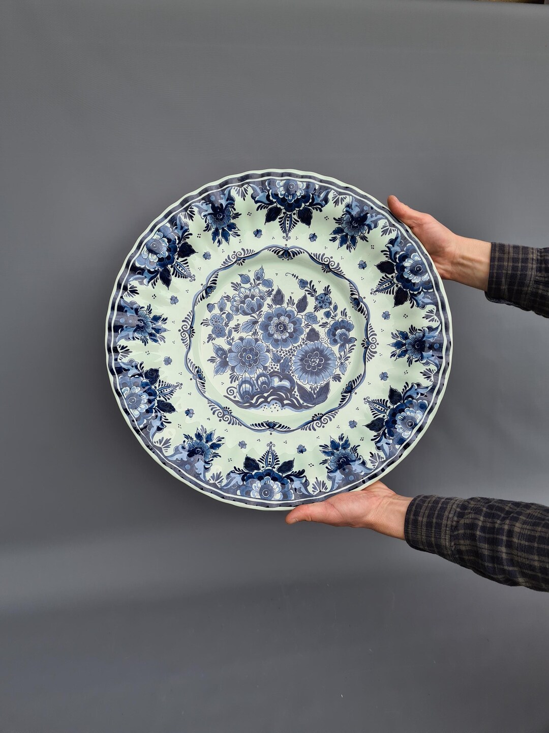 Rare Delft Blue Hand-painted Wall Plate, 'koninklijke Goedewaagen', XL ...