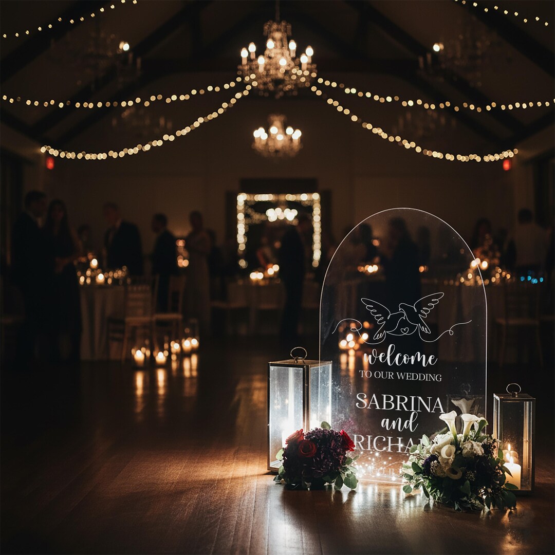 Personalized Wedding Board, Clear Acrylic Wedding Sign, Elegant Welcome ...