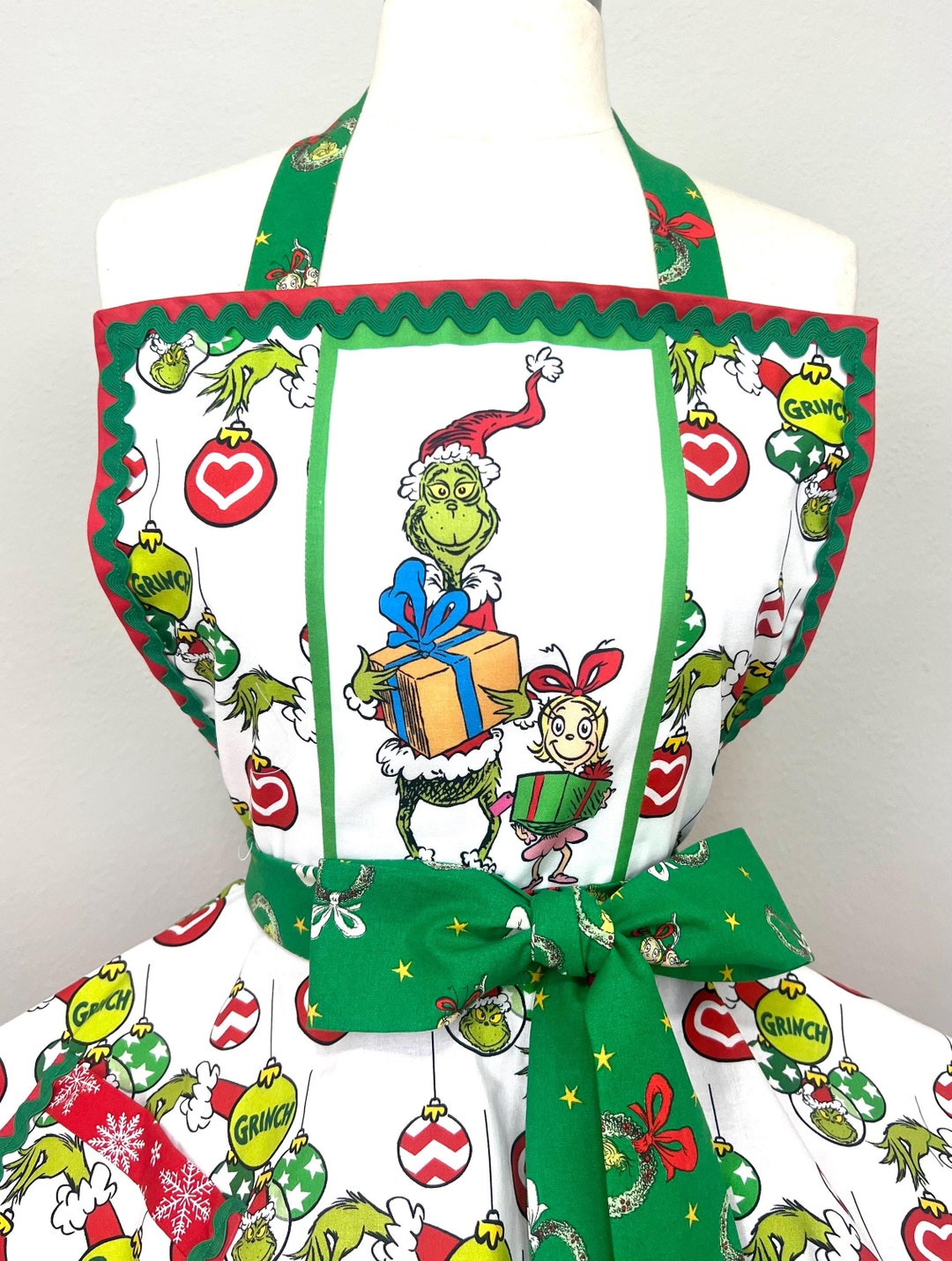Grinch Christmas Apron, Best Gifts /holiday Apron/retro Apron - Etsy
