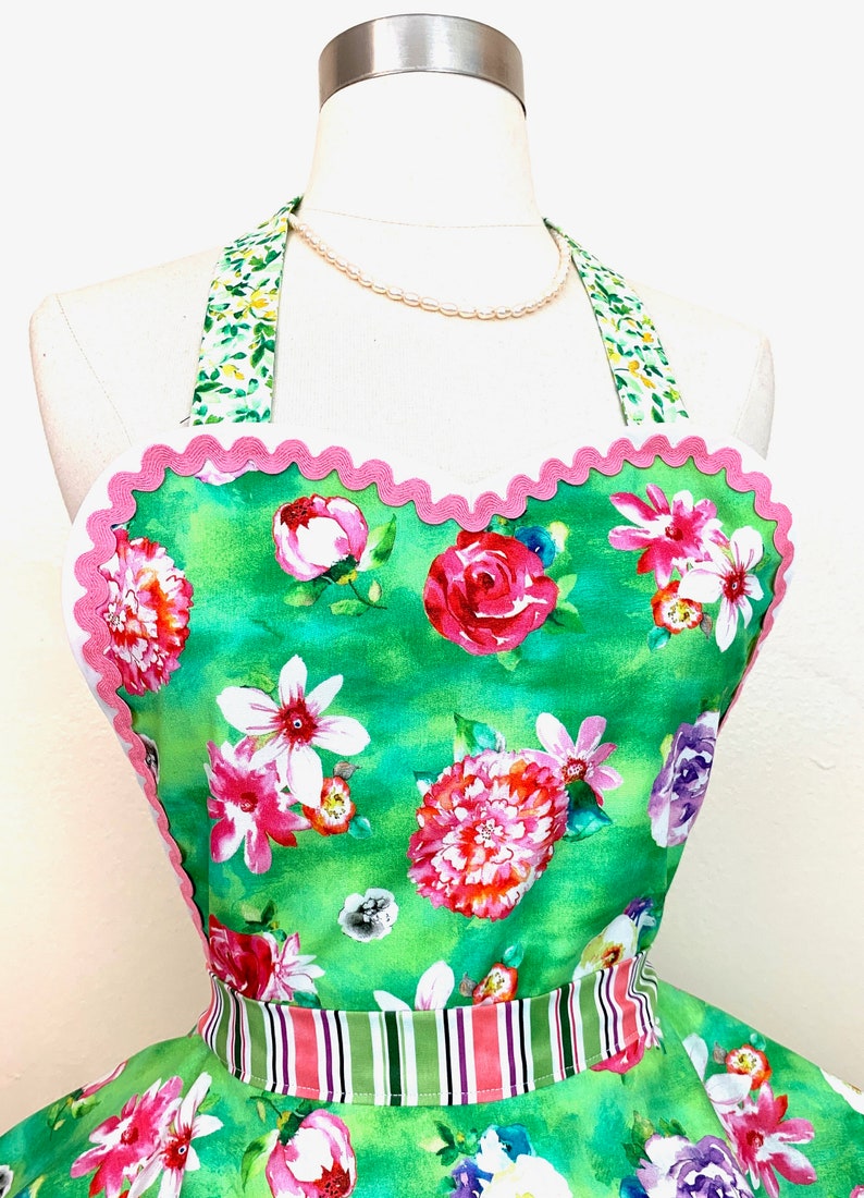English Garden Party Apron Woman's Apron Retro Apron - Etsy