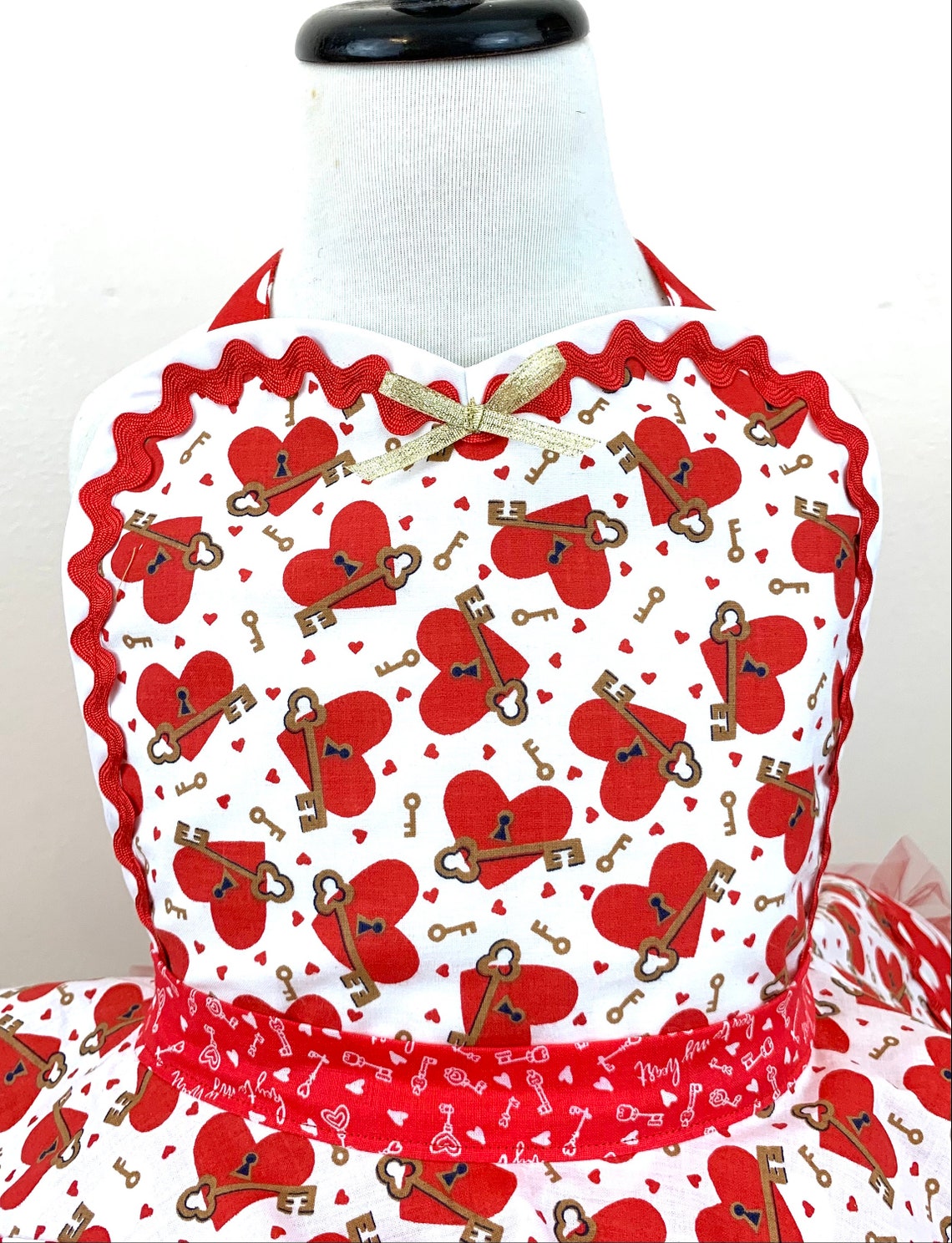 Girl's Apron Key to My Heart Valentine Apron Kitchen - Etsy