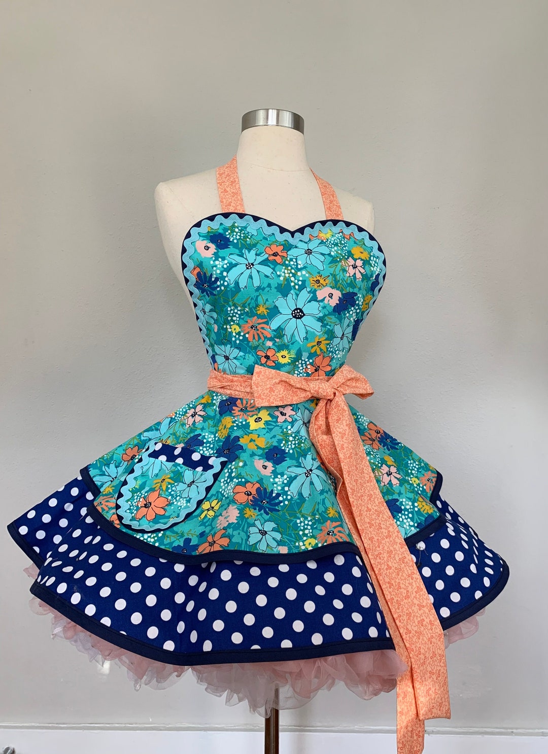 Wildflowers Pin up Apron Tropical Floral / Womans Retro - Etsy