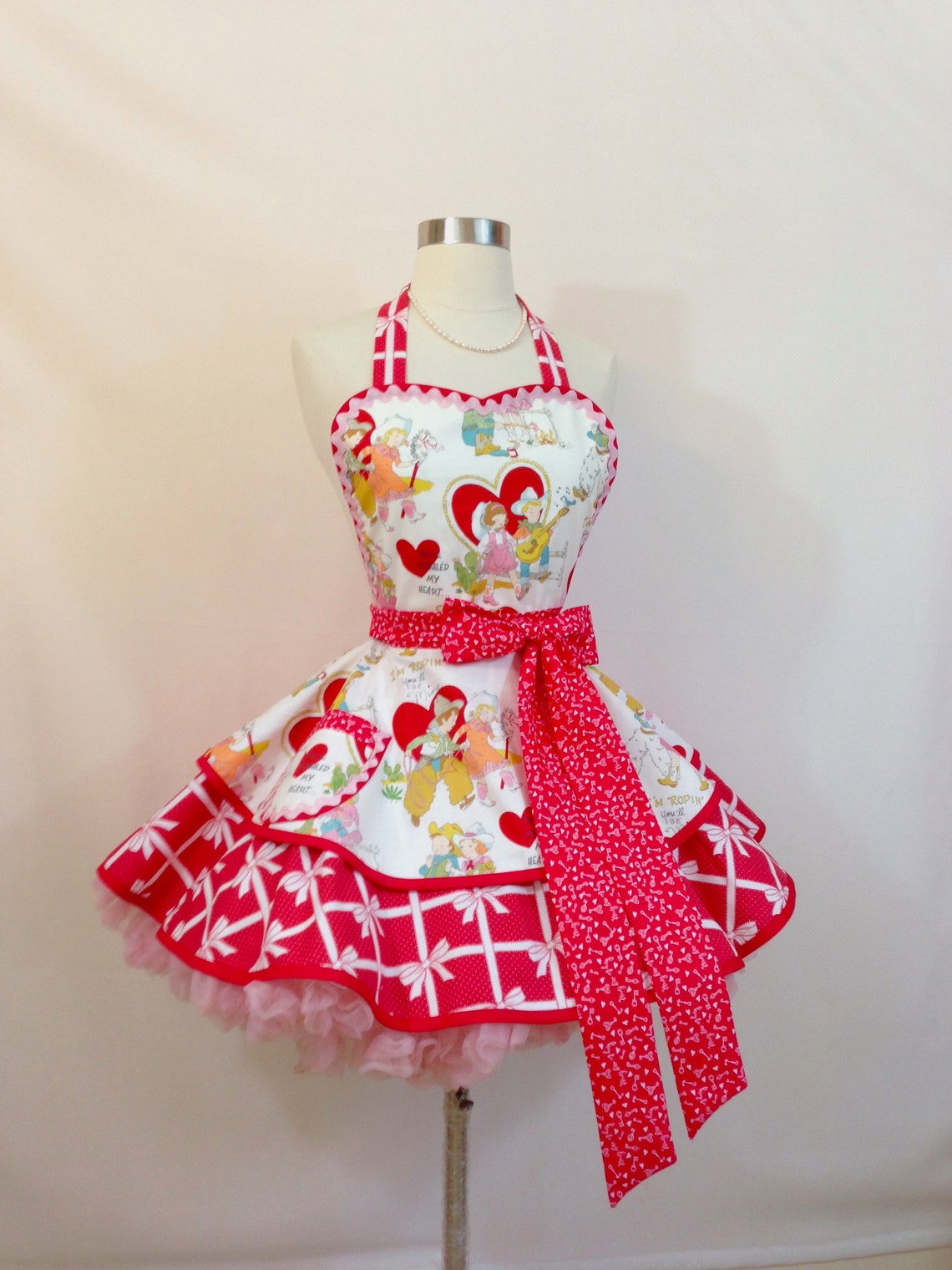 Vintage Valentine Cards Apron Valentine Apron Love/retro | Etsy