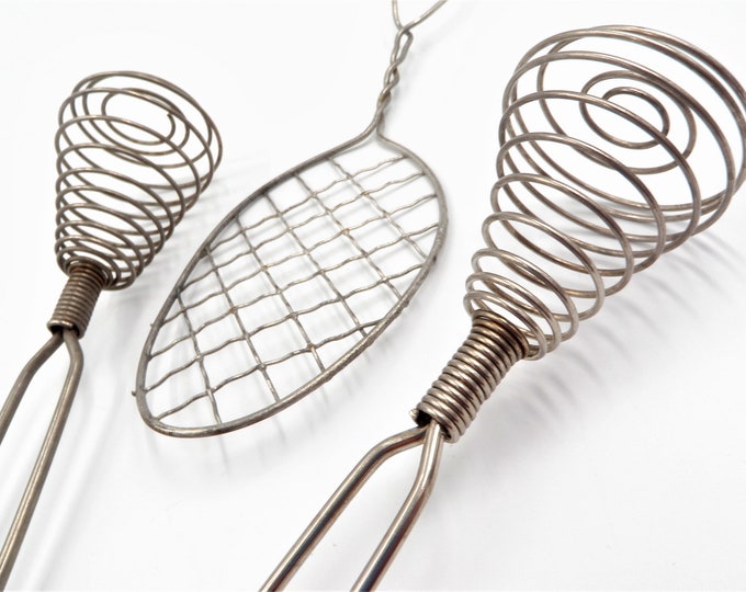 Whisk Spring Coil Wire Wisk USA Rustic Farmhouse Kitchen French Country ...