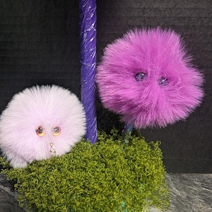 Trouble Tribble Tree: Fun Truffula Tree Inspired Pom Pom Decor ...