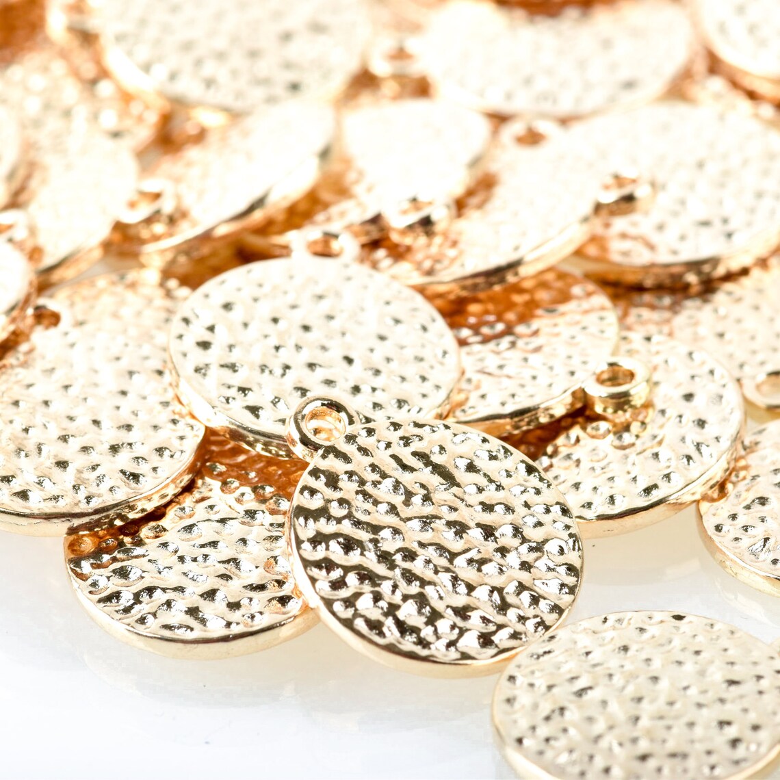 10 LIGHT GOLD Hammered Metal Coin Sequin Charms Round Dot | Etsy
