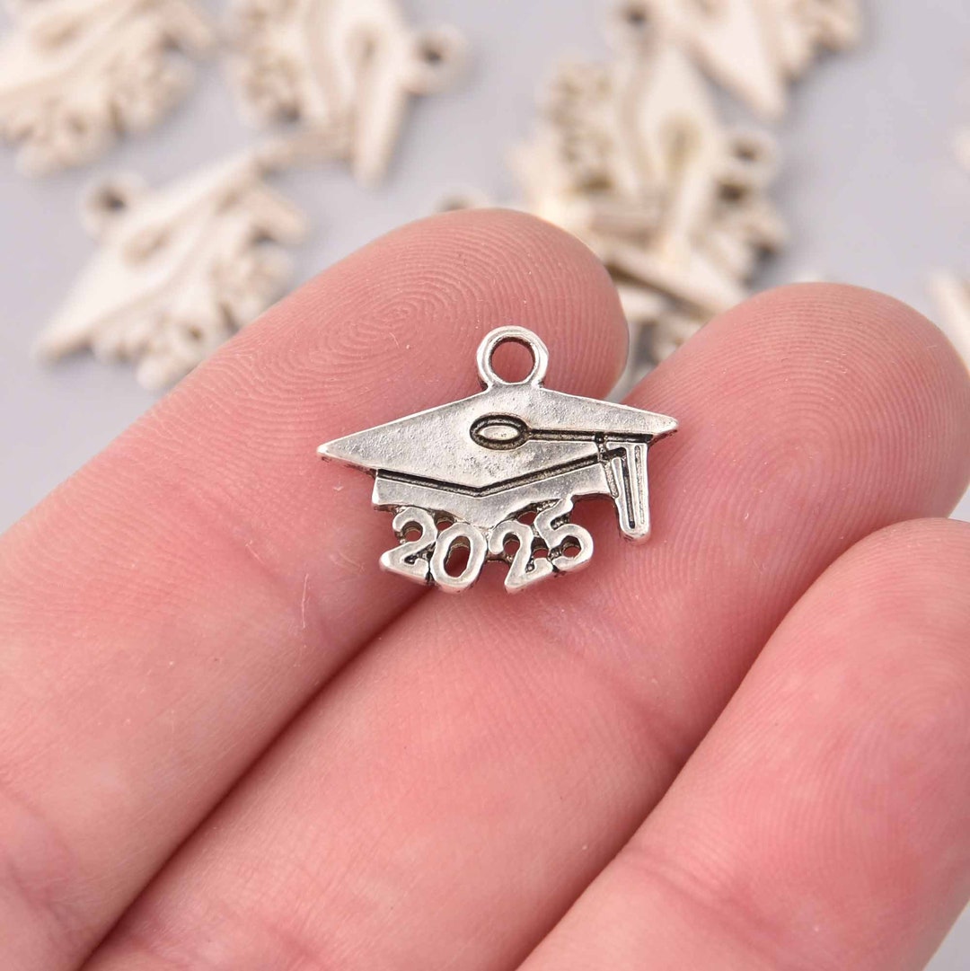 10 Pcs 2025 Graduation Cap Charm Pendants, Class of 2025 Graduation ...