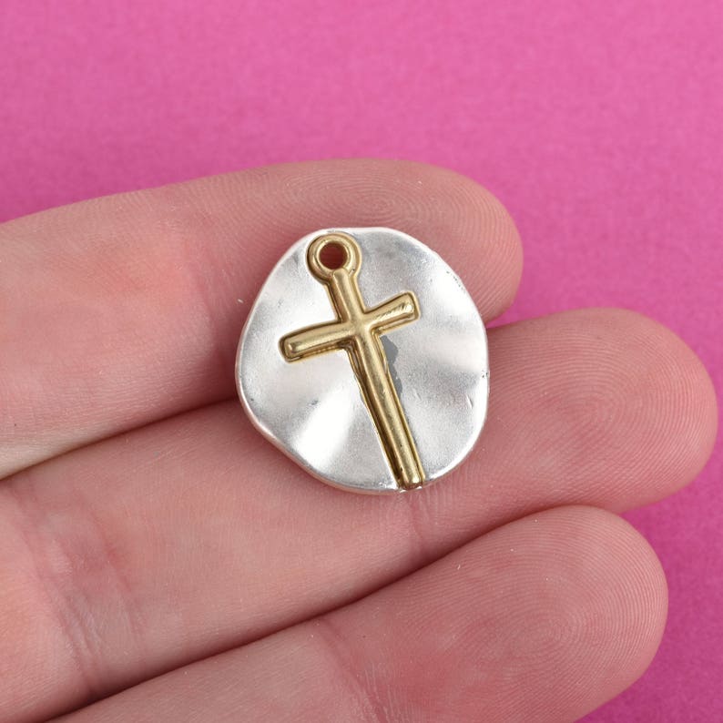 5 MATTE Silver Coin Relic Charms Matte Silver Satin Coin With | Etsy