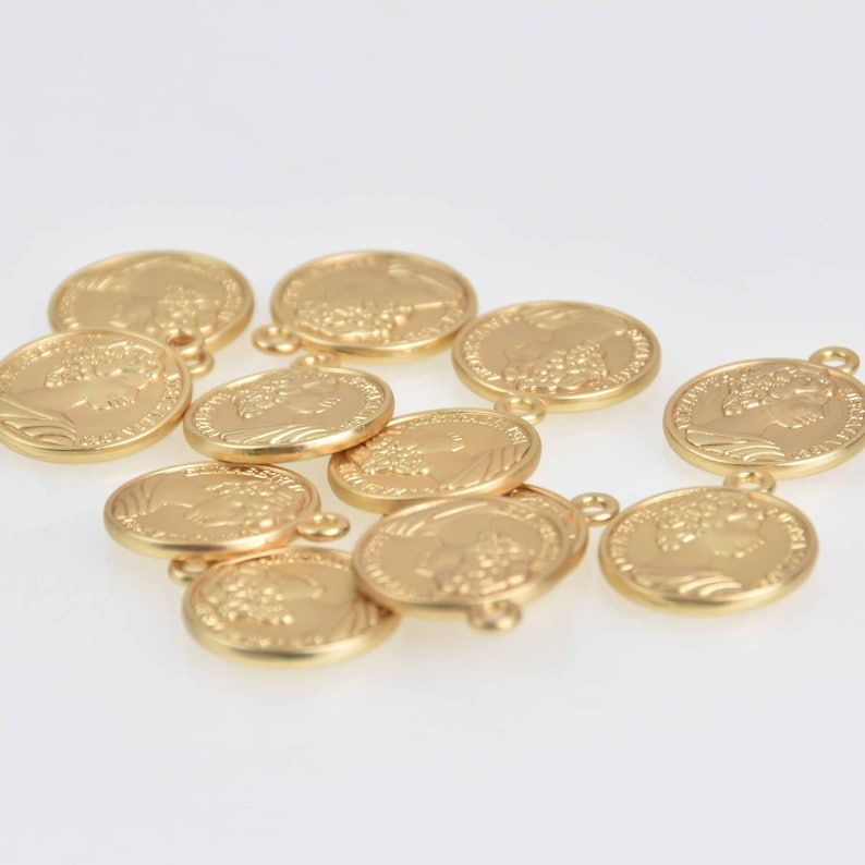 5 Australia Coin Charm Pendants matte gold 23x20mm chs7547 | Etsy