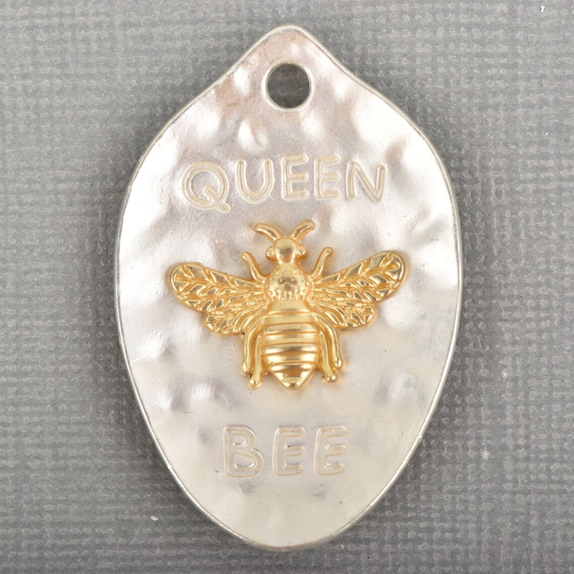 2 QUEEN BEE Spoon Charm Pendants, MATTE Silver Base With Gold Bee ...