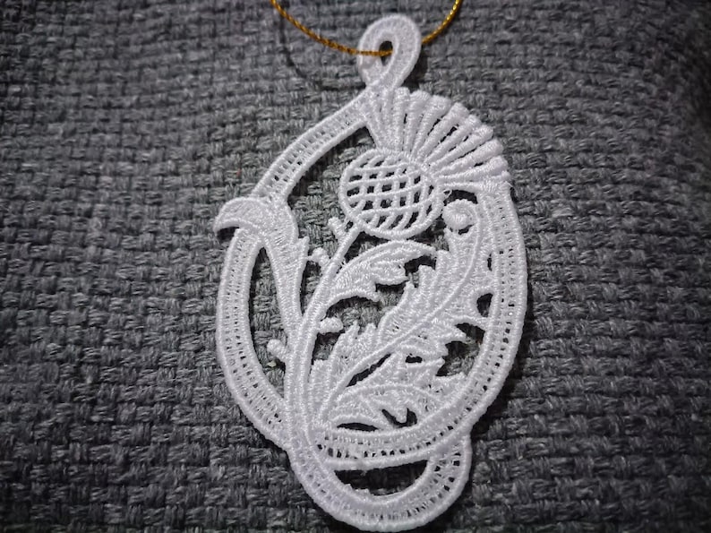 Scottish Thistle Embroidery – White Lace Wall Decoration, Handmade Gift ...