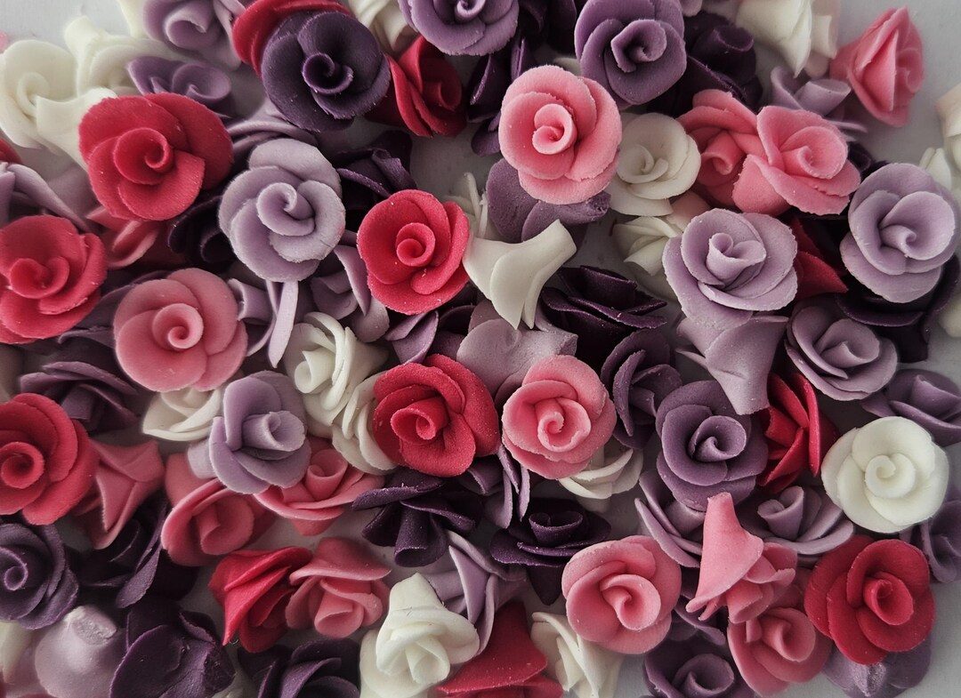 Mini Edible Roses – 24 Pink, White and Purple Sugar Flowers for Cakes ...