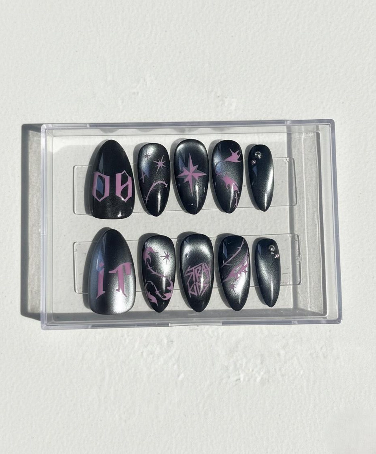 Stray Kids Pink Silver Cat Eye Press on Nails | SKZ Logo Art | Cyber ...