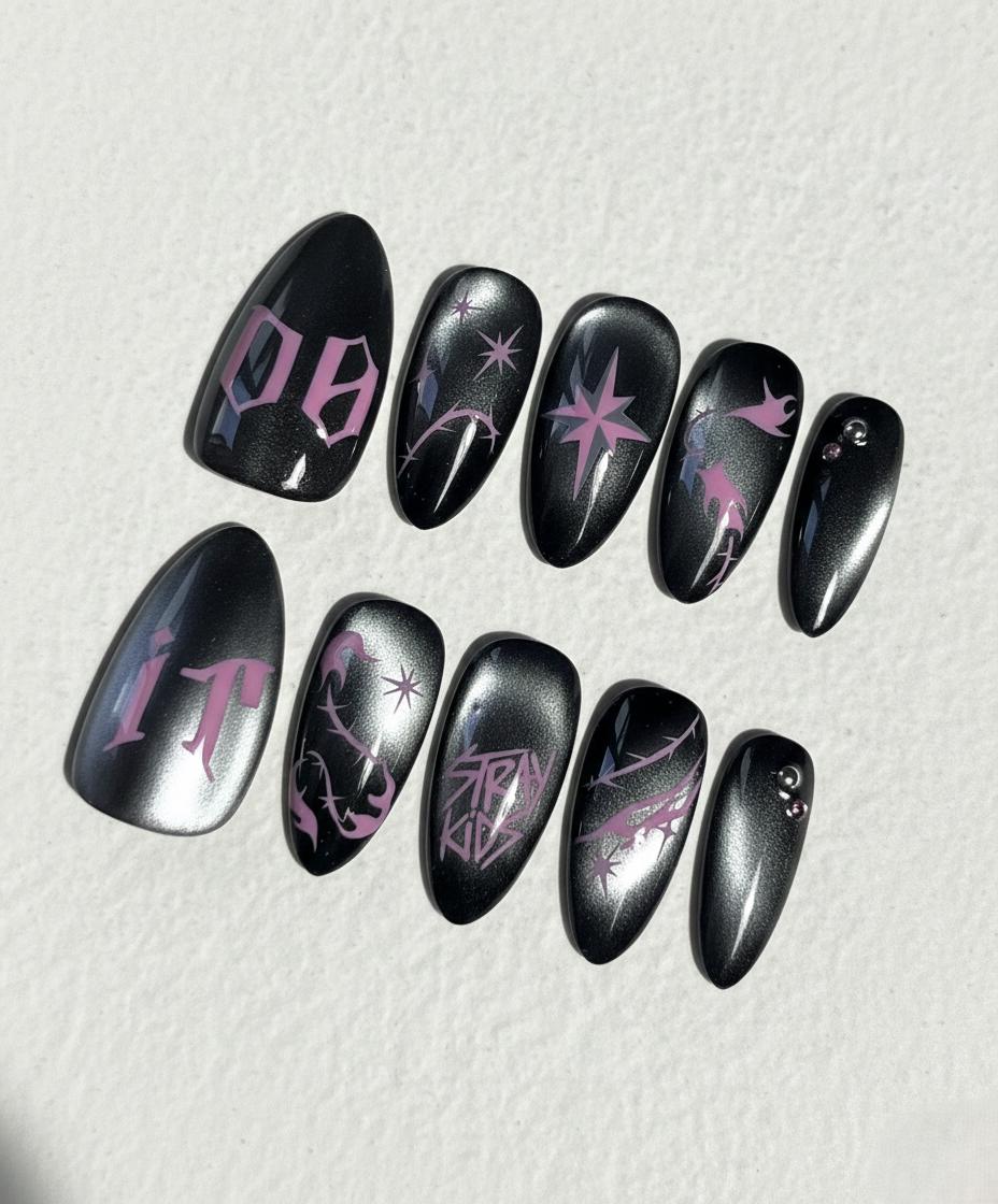 Stray Kids Pink Silver Cat Eye Press on Nails | SKZ Logo Art | Cyber ...