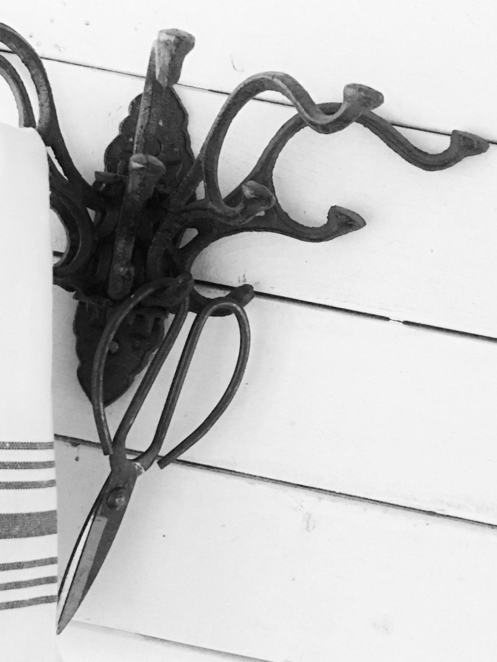 Farmhouse Kitchen Hooks 5 Hook Wall Mount in Rustic Brown - Etsy