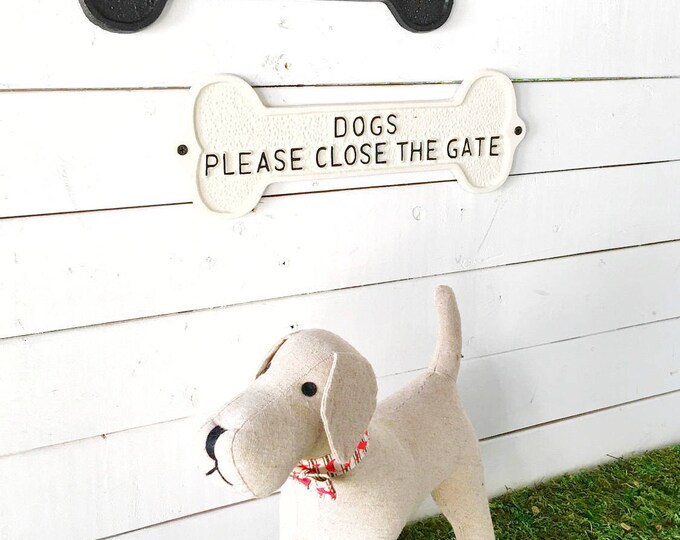 Dog Sign - Dogs Please Close the Gate - Cast Iron Sign - Yard Sign - Etsy