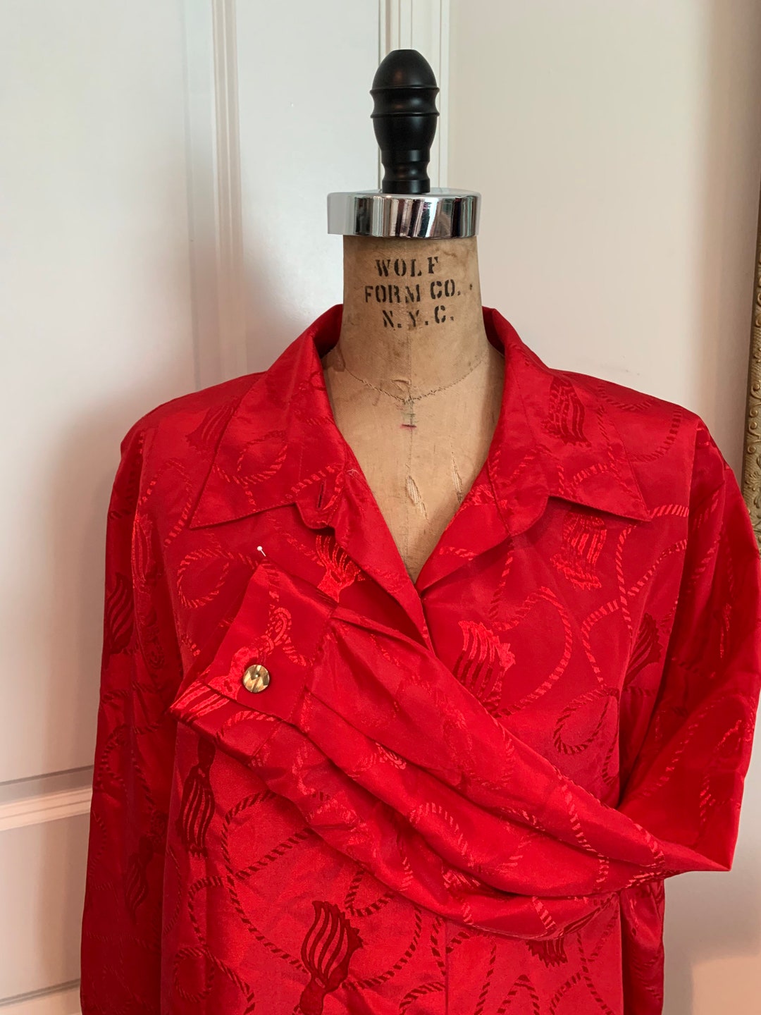 Plus Size Vintage 80s Jaclyn Smith Red Poly Shirt W/ Woven Tassel Motif ...