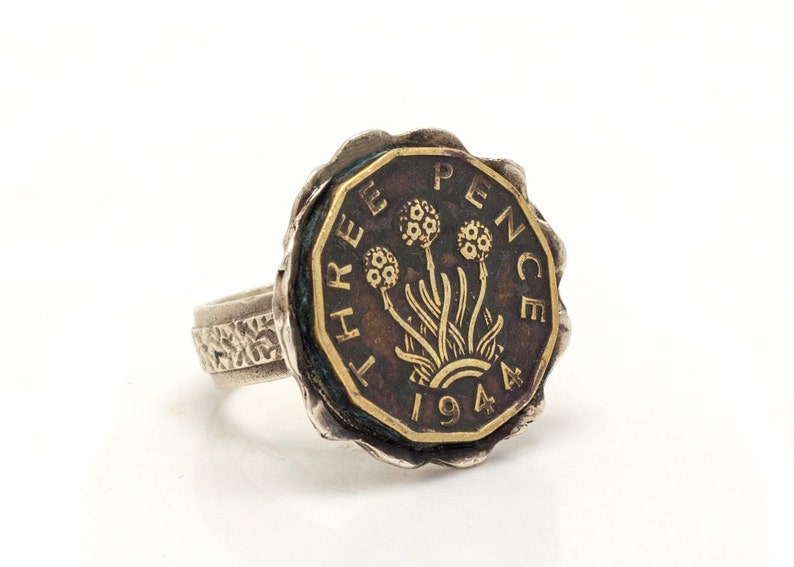 Old Coin Ring With the 3 Pence Coin of Great Britain - Etsy