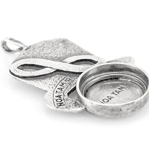 Medallion Necklace With the Running Man Medallion Hat Necklace Jewelry ...