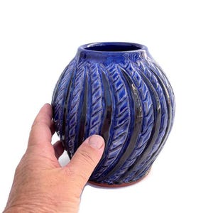 Ceramic Decorative Blue Vase, Spherical Round Ribbed Carved Ceramic ...