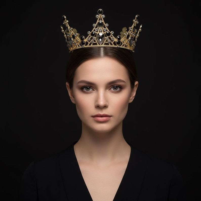Black Crystal Queen Crown – Vintage Gothic Royal Tiara - Etsy