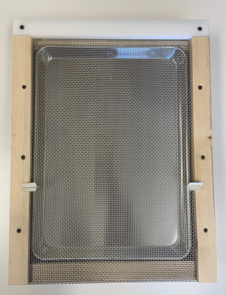 Beehive Screened Bottom Board and Small Hive Beetle Trap - Etsy