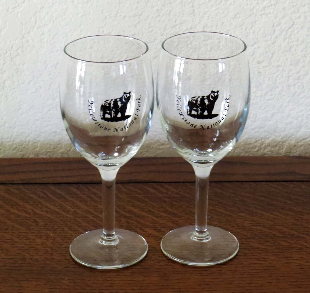 Vintage YELLOWSTONE NATIONAL PARK grizzley-black Bear Wine Glasses Set ...