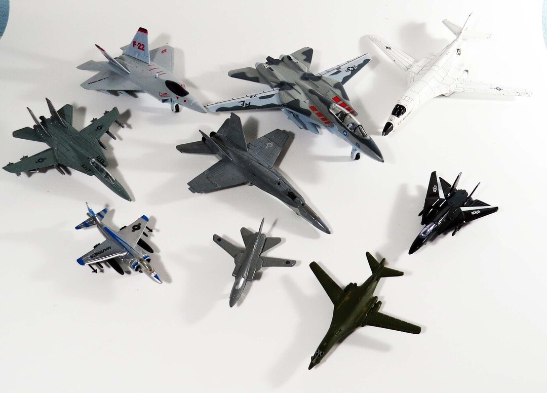 Vintage Lot of 9 Toy U.S. Military Jets That Include B-1 Bombers, F18s ...