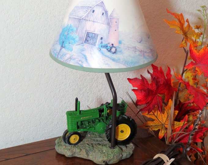 Vintage 1999 JOHN DEERE TRACTOR Table Lamp - Desk Lamp W Lamp Shade ...