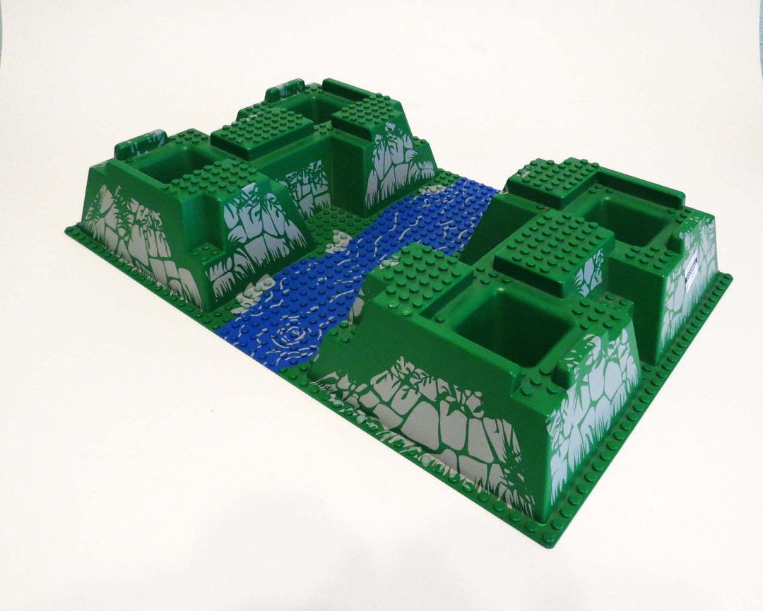 Lego CASTLE BASE PLATE: Part 30271 and Measures 48 X 32 X 6 - Etsy