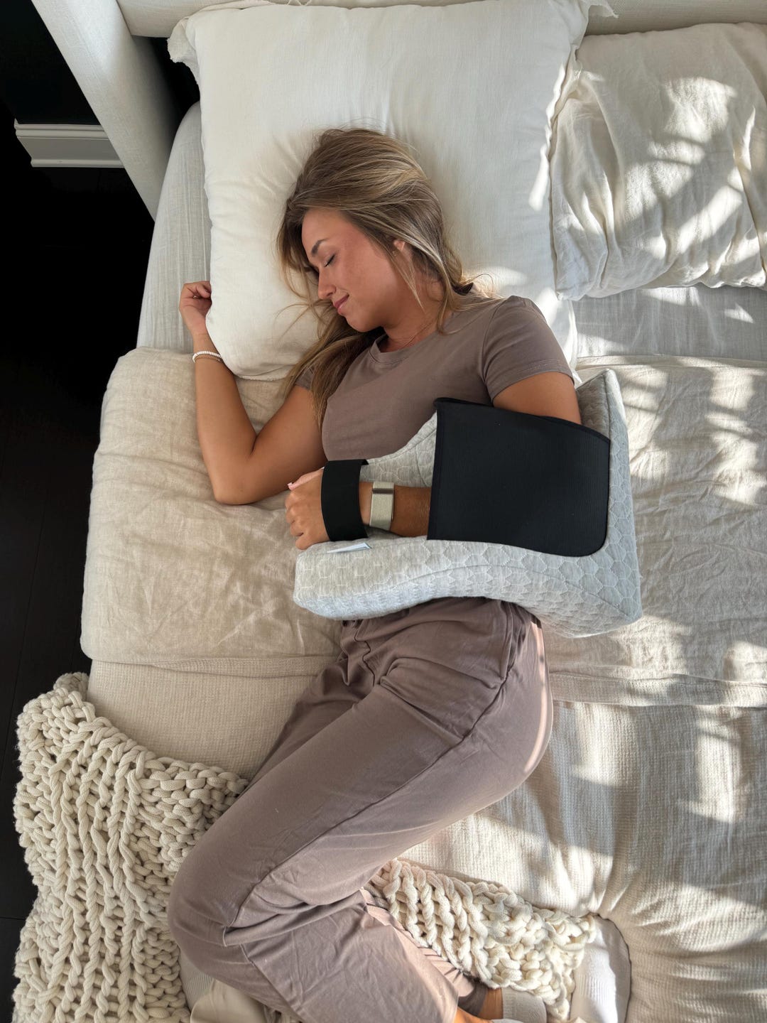 Shoulder Sleeper Pillow™: Post-surgery Rotator Cuff Arm Support - Etsy