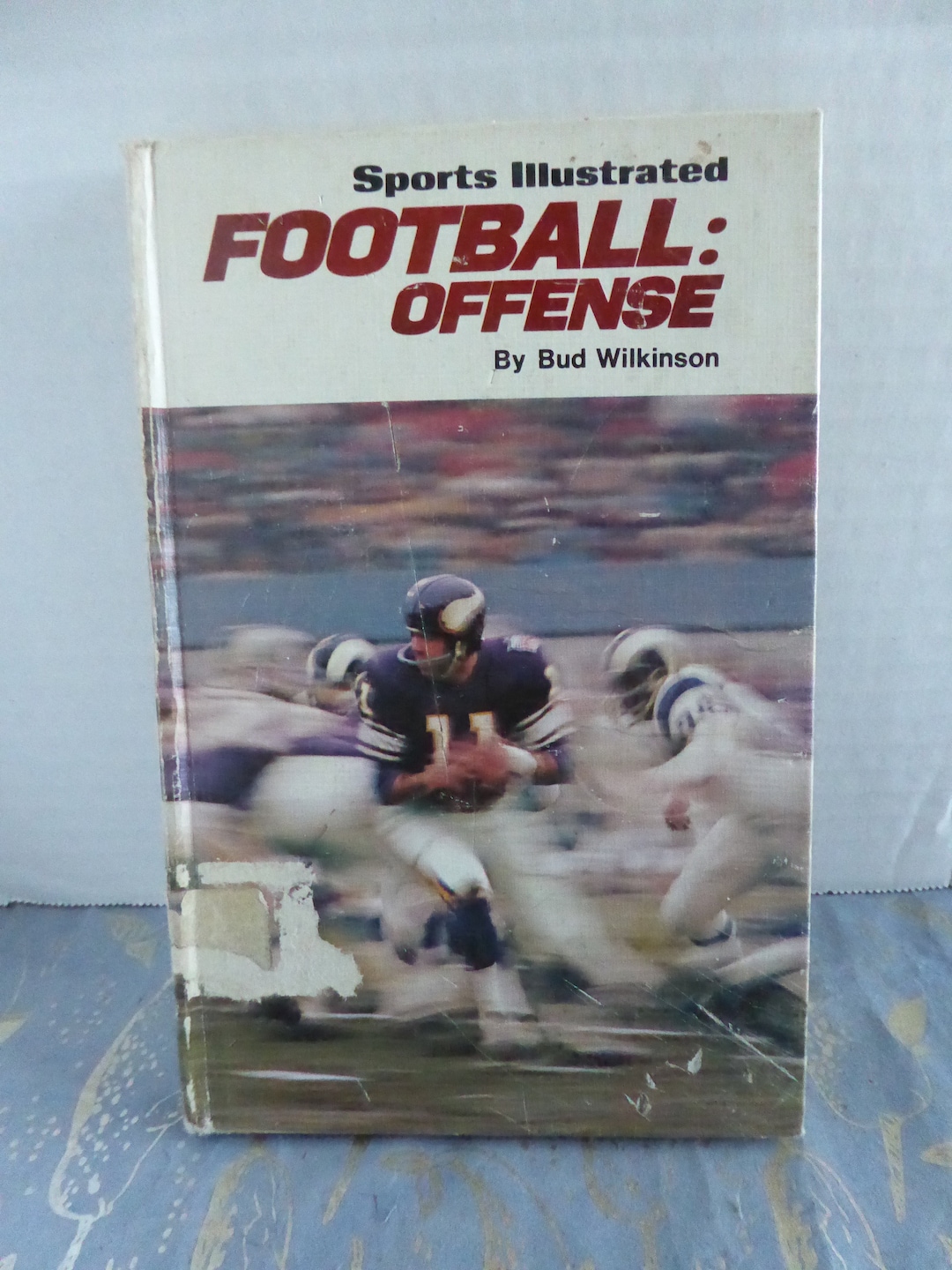 Sports Illustrated Football Offense - Bud Wilkinson - 1972 Hardcover ...