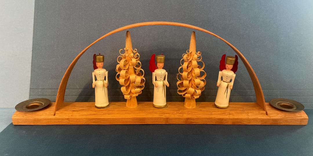 Vintage German Emil Helbig Erzgebirge Angels and Carved Chip Trees ...