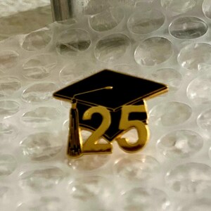 Enamel Lapel Pin Class of 2025 Black and Gold 1” - Etsy