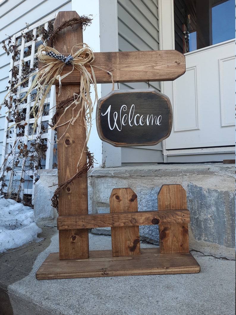 Seasonal Wood Plaque Stand/8 Piece/ - Etsy