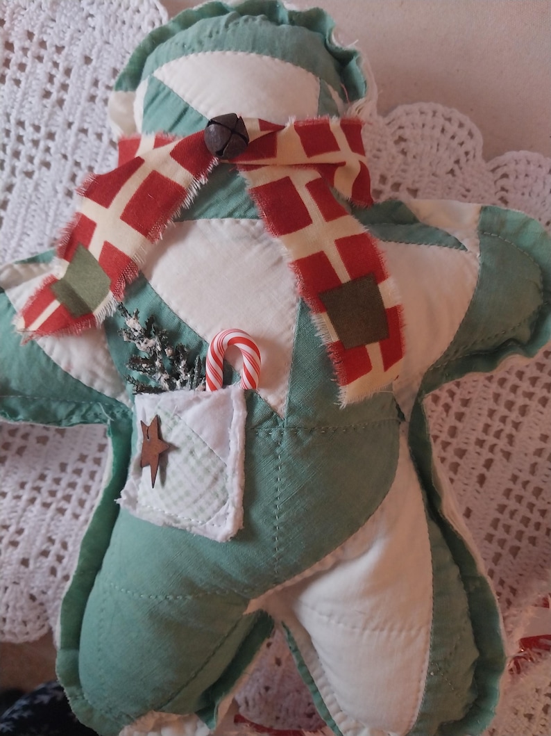 Gingerbread Man / Repurposed Vintage Quilt / Farmhouse Country ...