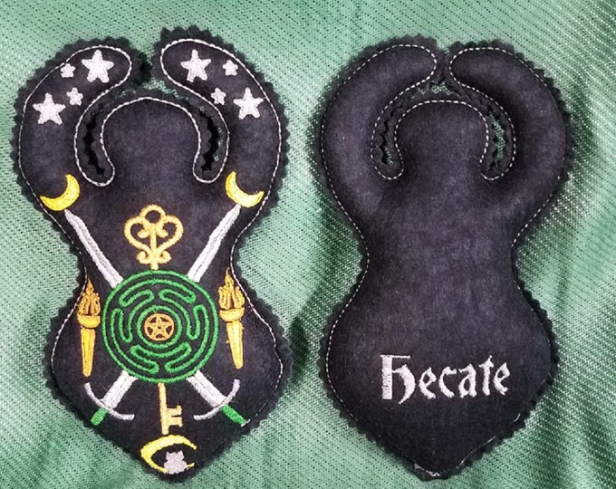 Goddess Doll: Hecate Altar Moon Wicca Decoration - Etsy