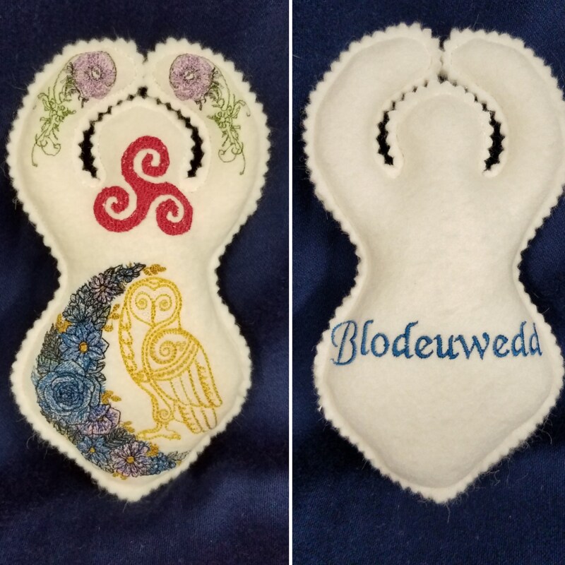 Blodeuwedd - Etsy