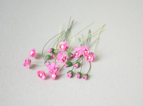4-10 Mm / 20 Hot Pink Paper Flowers and Paper Rose Buds | Etsy